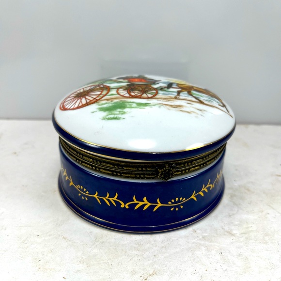 Art | Imperial Porcelain Hinged Porcelain Box Trinket Box | Poshmark